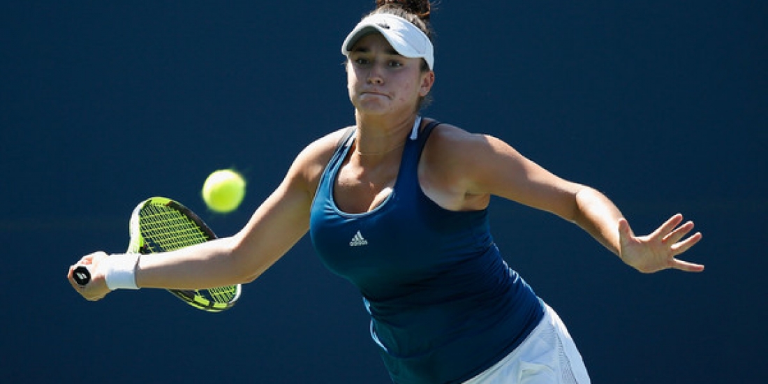 Caroline Dolehide – Drop Volley Hit